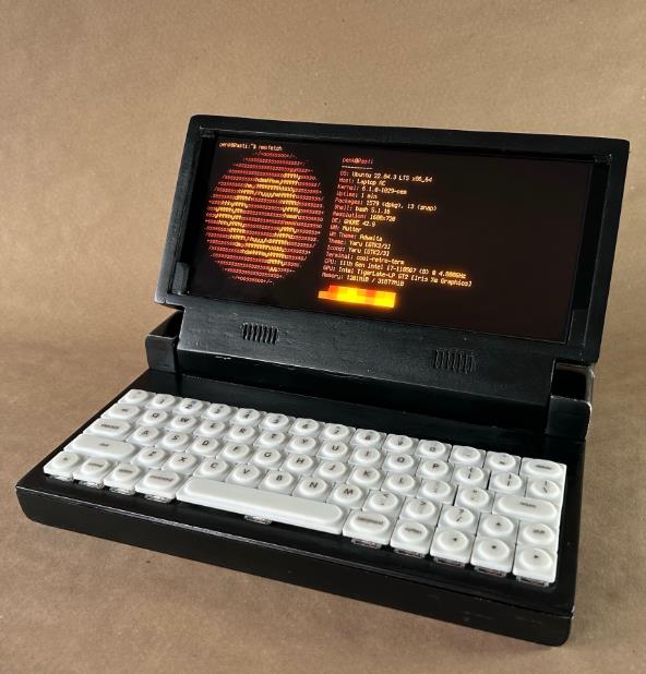 hackaday - Retro-Styled Rasti Laptop Packs Framework Mobo - Arfy'z tranche du Net