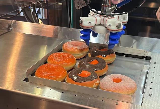 technabob - Robot Can Pick Up and Sort Donuts by Topping Without Damage - Arfy'z tranche du Net