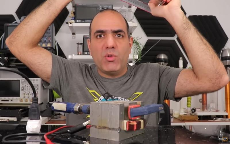 ElectroBOOM - Making a Water Railgun - Arfy'z tranche du Net